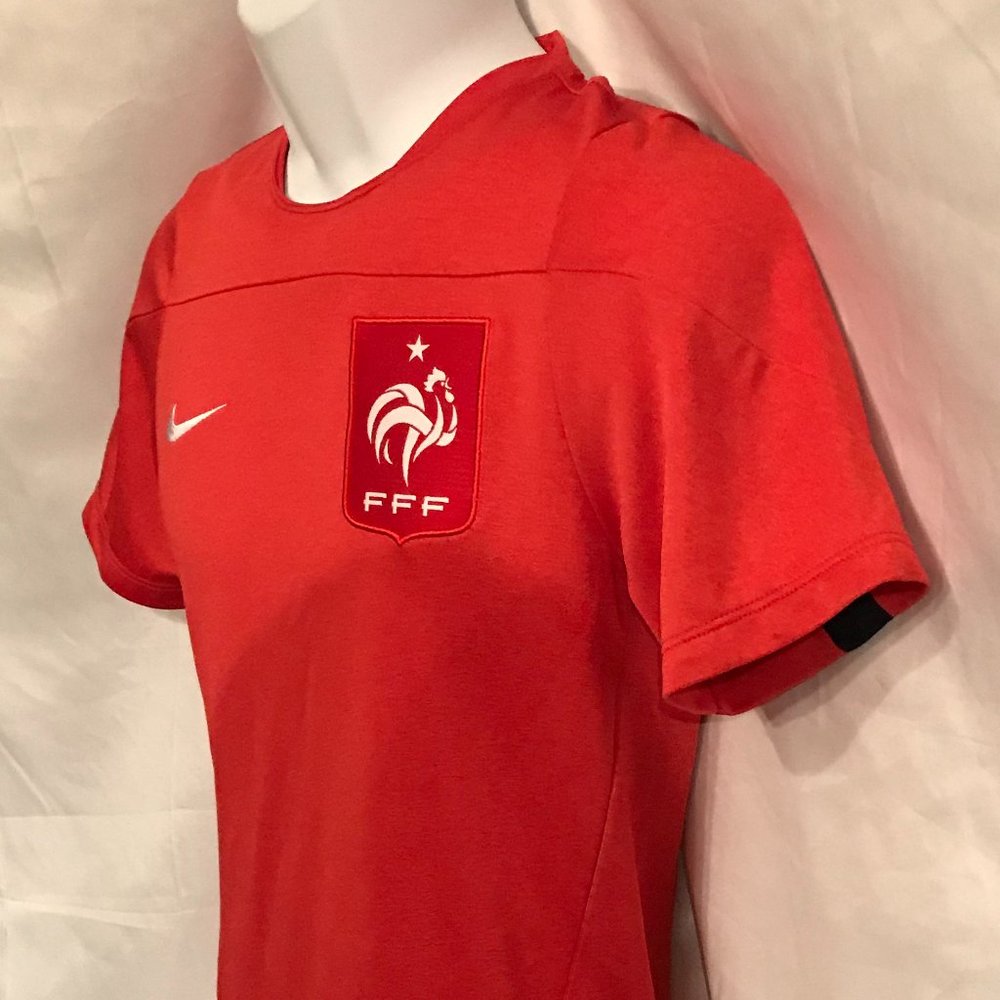 Nike Fff World Class Double Emblem Dri-Fit Athletic S… - Gem